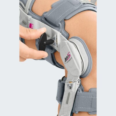 Knee orthosis medi M.4s OA comfort orthosis for varus / valgus relief ...